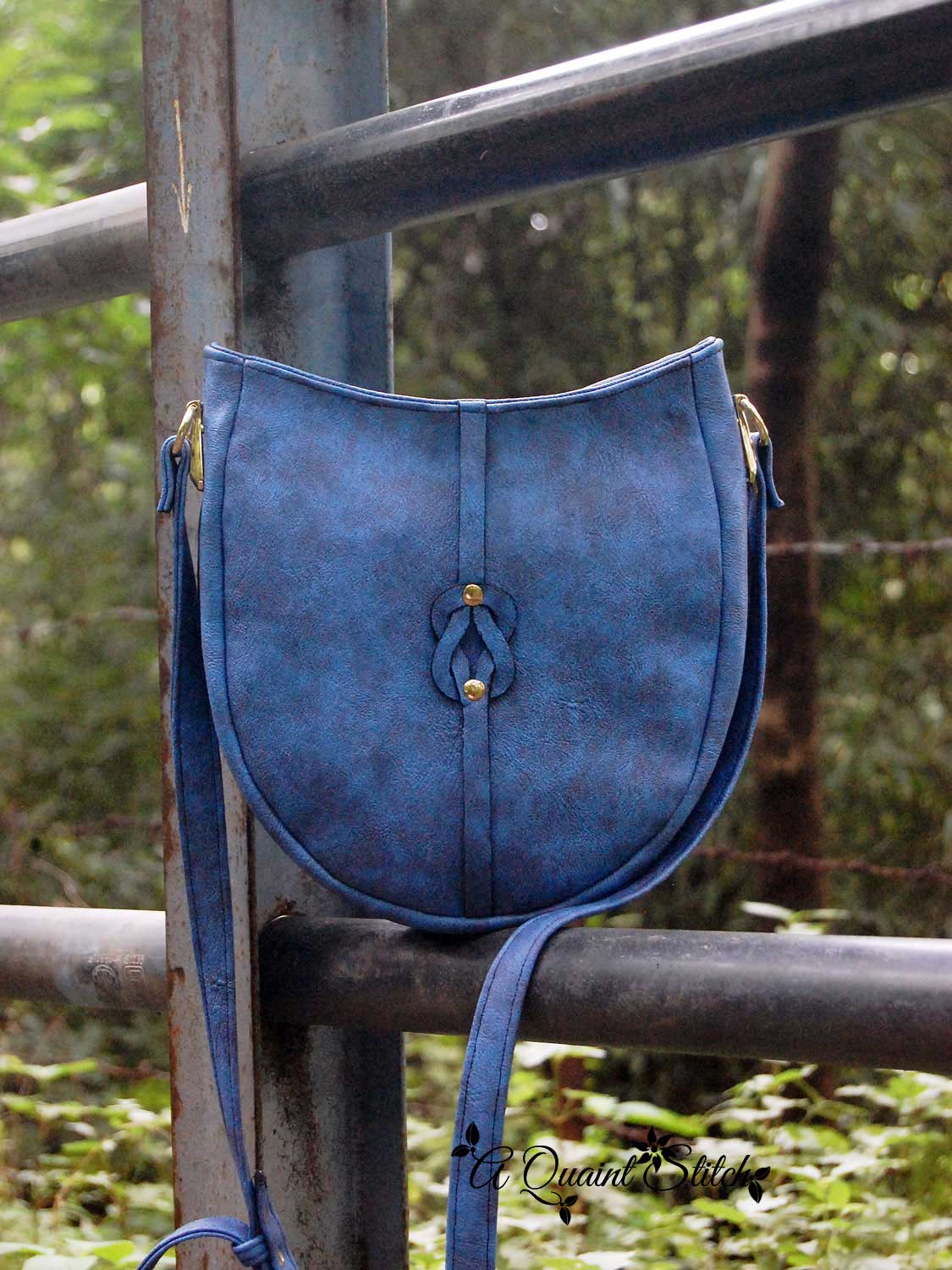 Infinity Crossbody - PDF Sewing Pattern - A Quaint Stitch